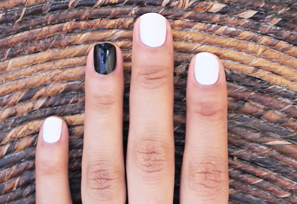 How to Make an Easy Optical Illusion Nail Art - DIY Projects for Teens