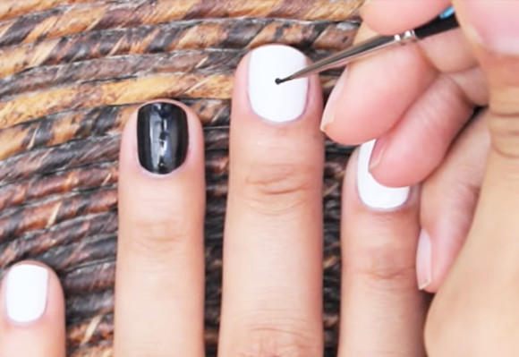 How to Make an Easy Optical Illusion Nail Art - DIY Projects for Teens