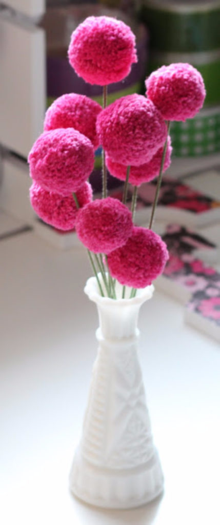 38 Pom Pom Crafts and DIYs - DIY Projects for Teens
